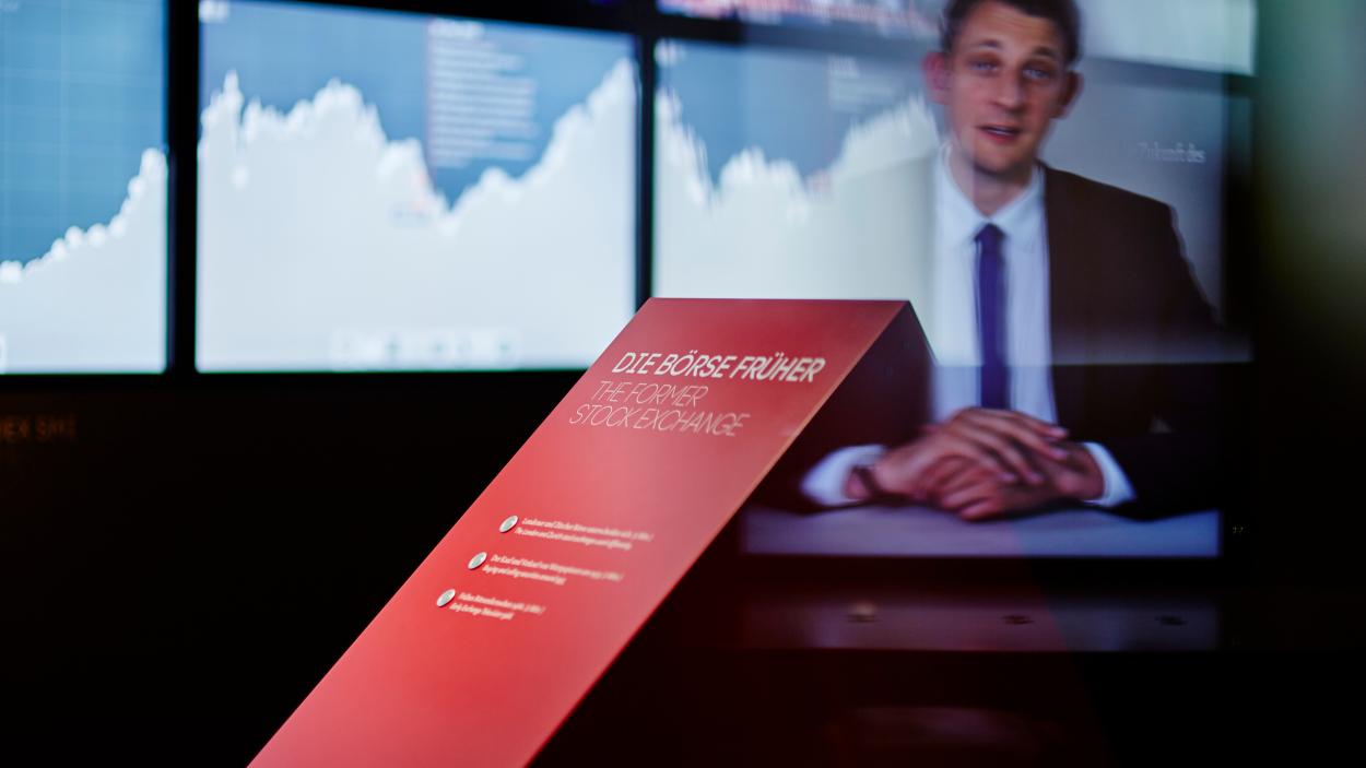 The History of the Swiss Financial Center